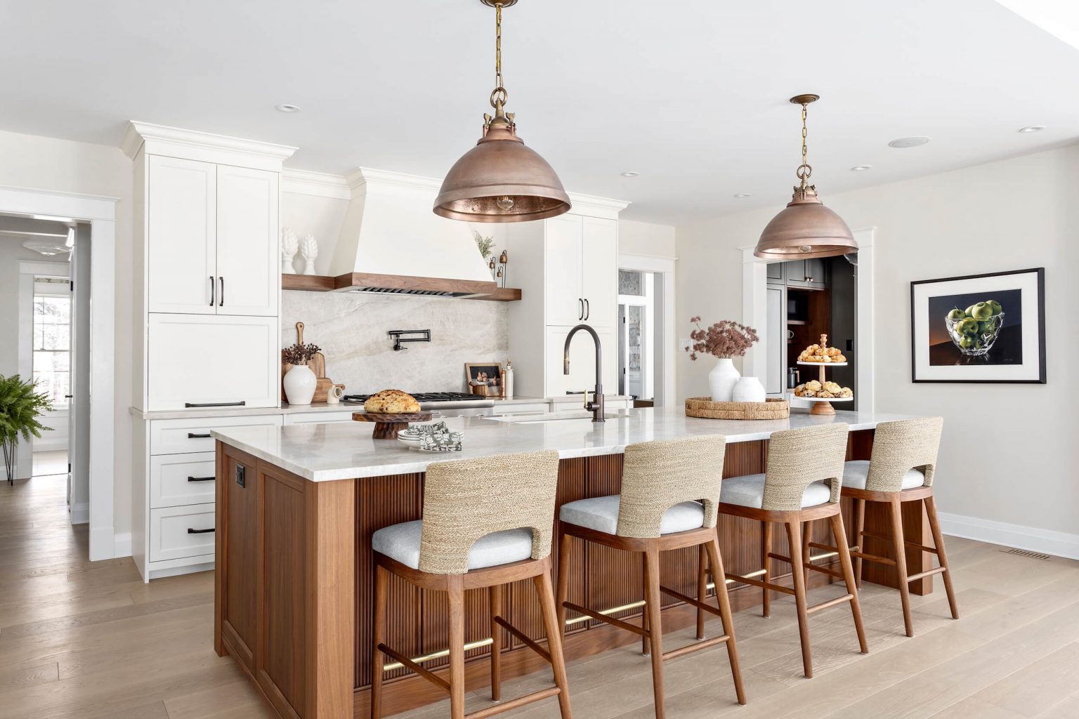 Vancouver Interior Designer - Simply Home Decorating